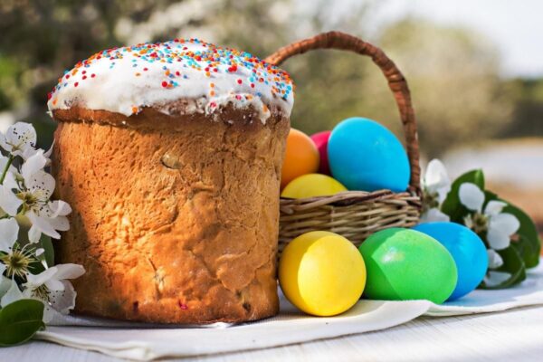Traditional Ukrainian paska – Step-by-step recipe and tips | Easter bread